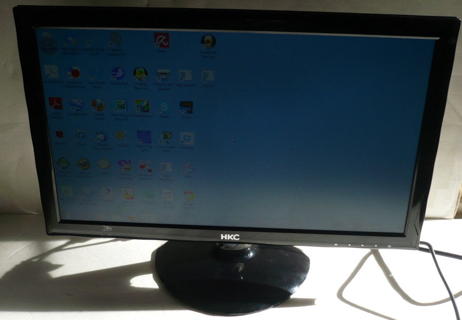 Used Monitor HKC 19" LED Widescreen Monitor - N1812 MoreTvParts.com